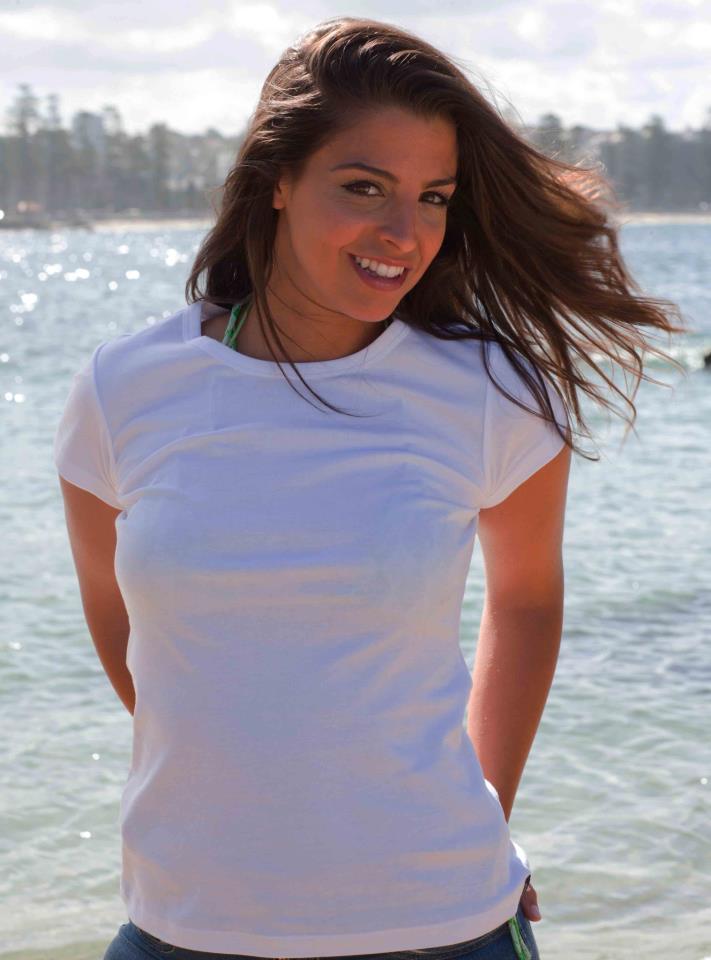 Classify Israeli-Australian Television Host Lily Serna